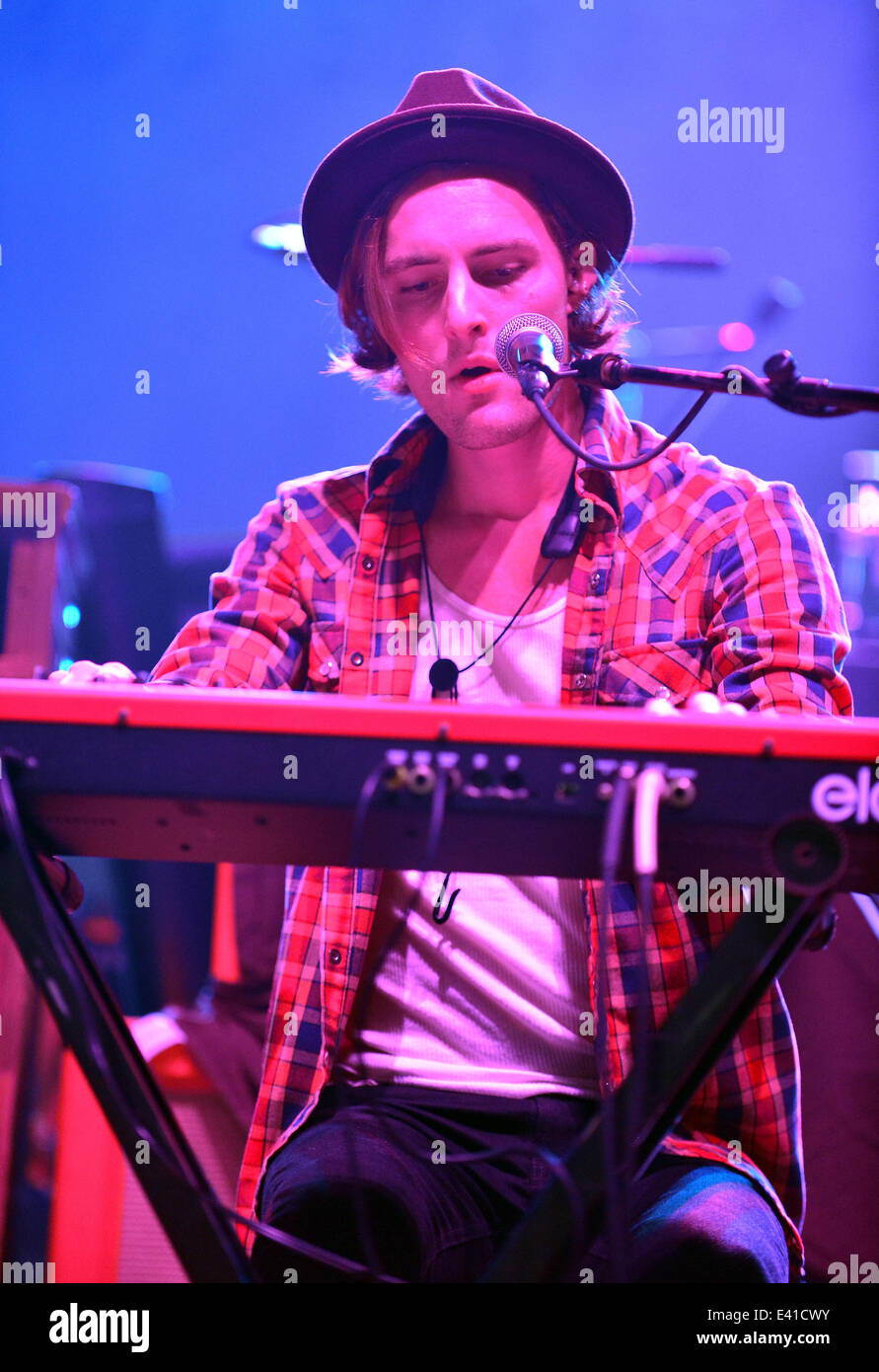 Parachute performs live as part of the 7th Annual No Snow Ball concert ...