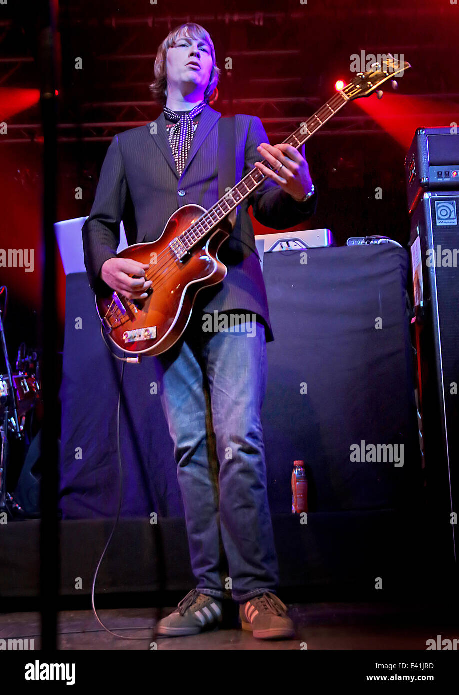 Ocean Colour Scene performing live in concert at Liverpool O2 Academy ...