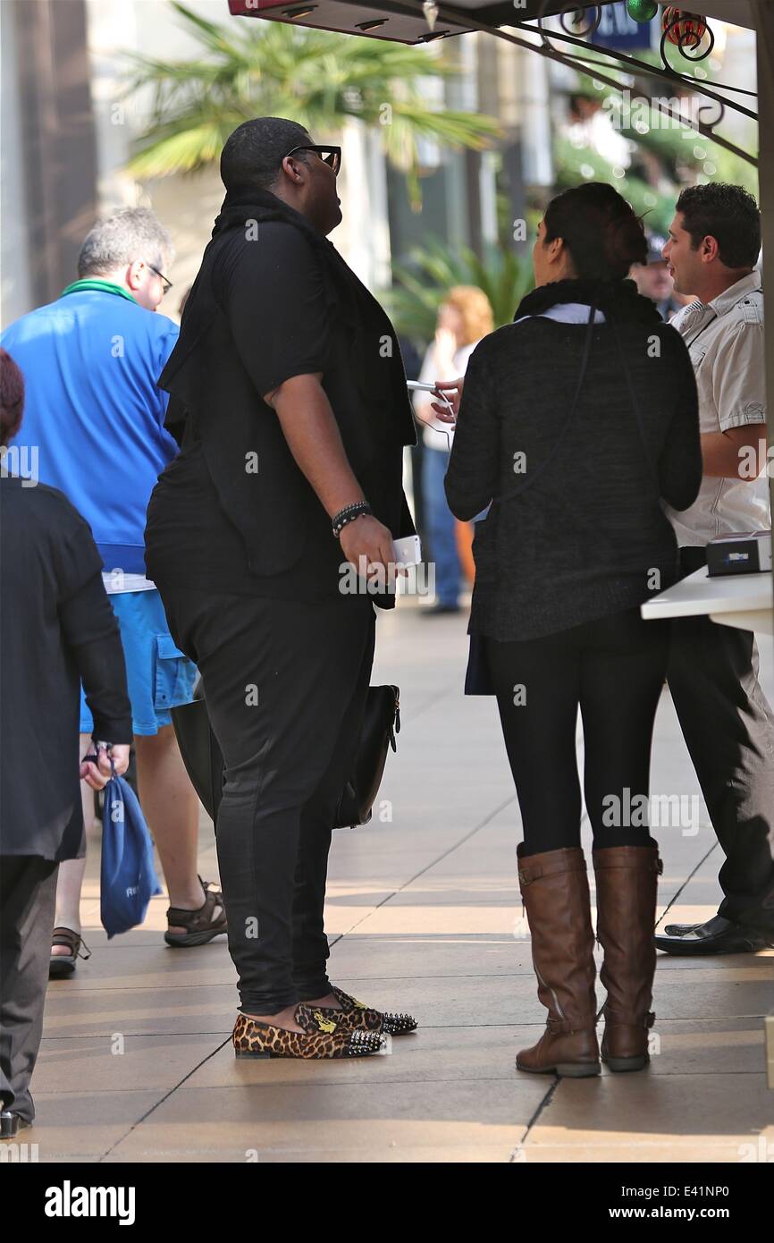 Earvin Johnson III shops at The Grove in West Hollywood Featuring ...