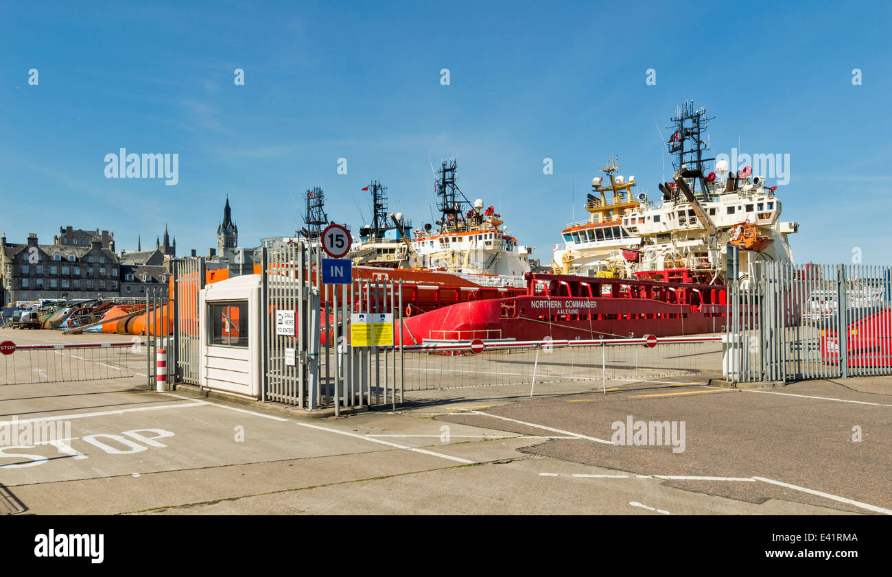 NORTH SEA OIL SERVICE VESSELS MOORED ALONGSIDE REGENT QUAY IN CENTRAL ...