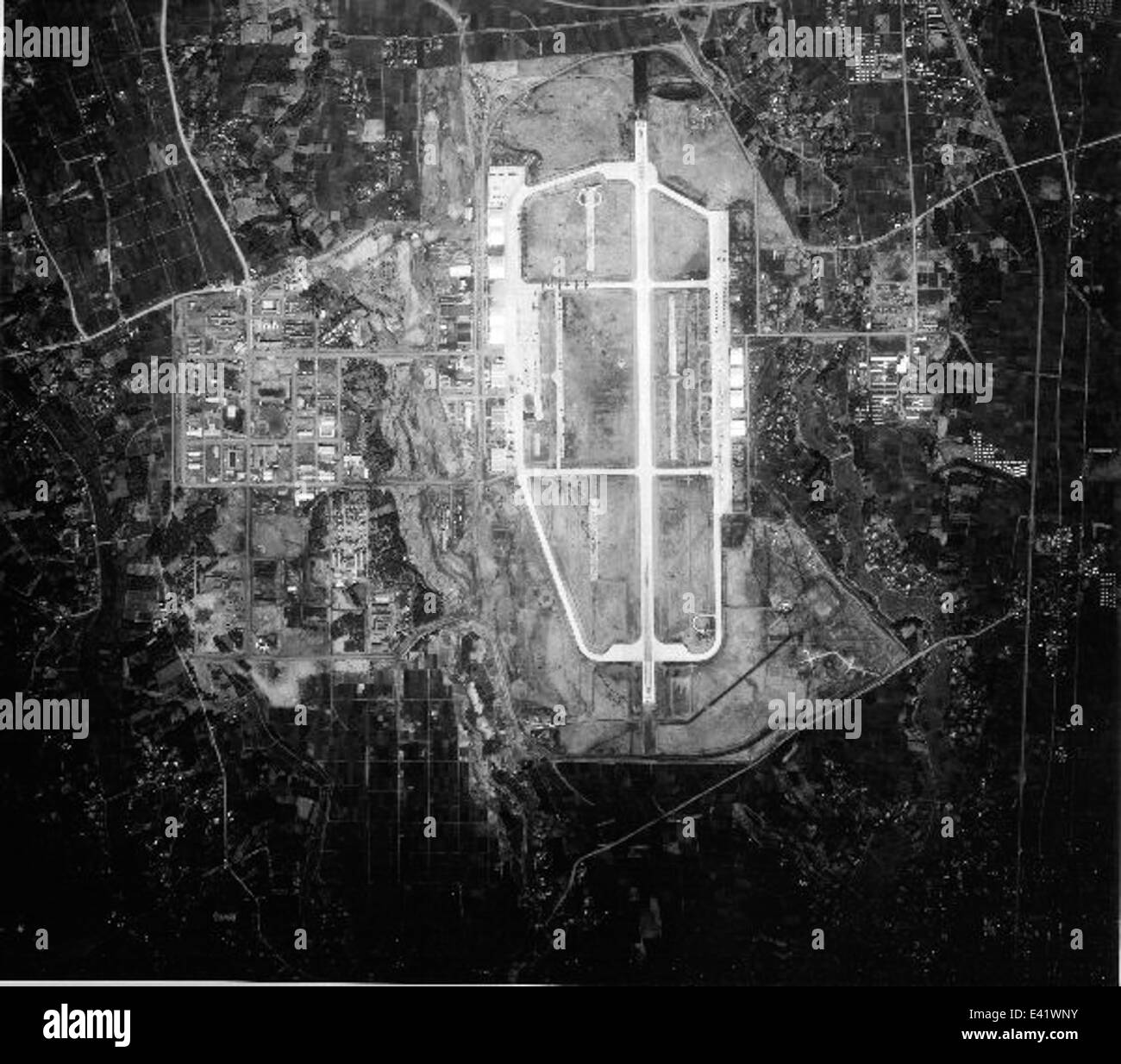 Atsugi Black and White Stock Photos & Images - Alamy