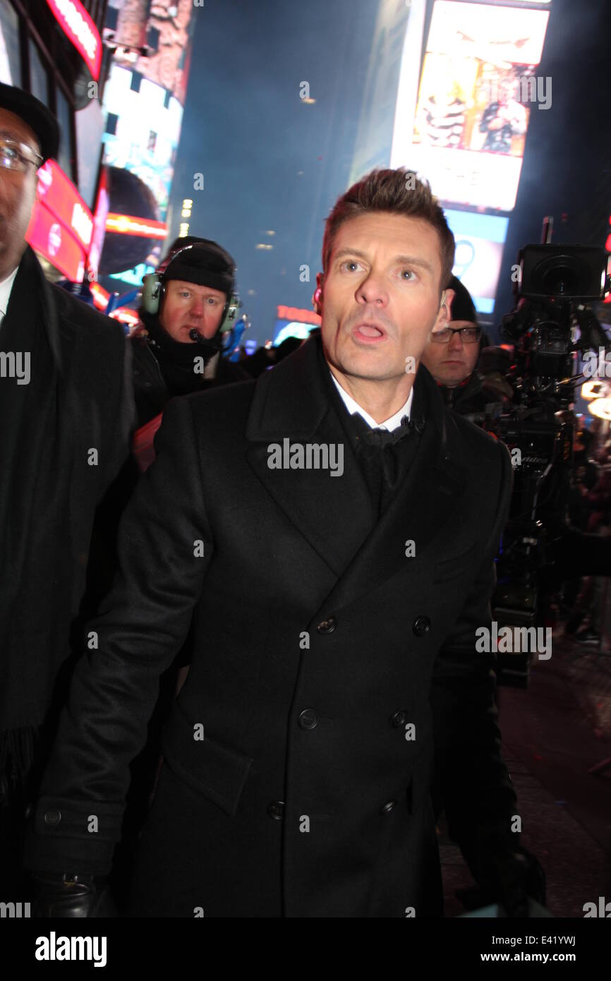 New Years Eve in Times Squared hosted by Ryan Secrest Featuring: Ryan ...