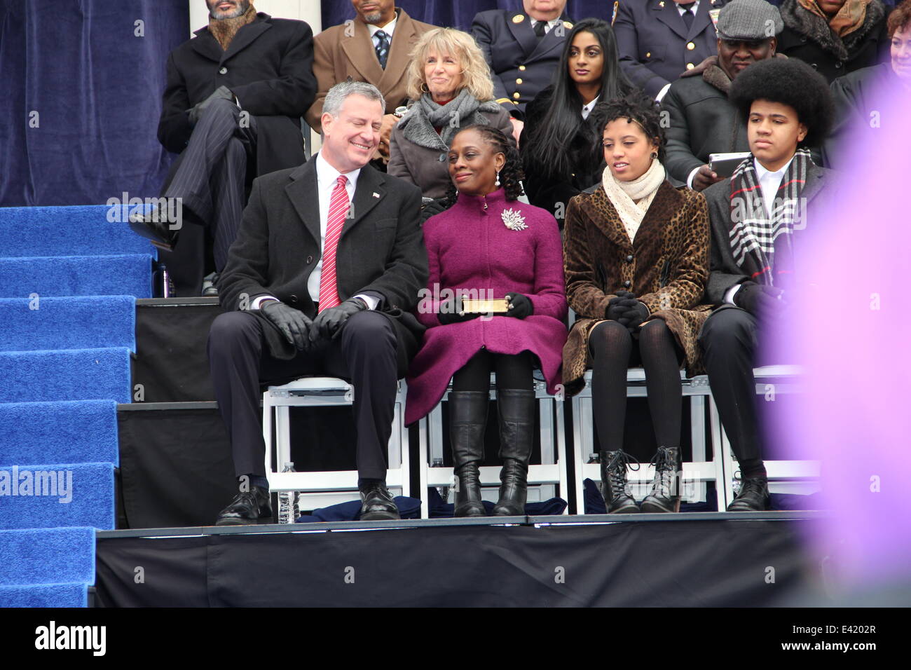 Bill De Blasio is sworn in as NYC's 109th mayor by former President ...