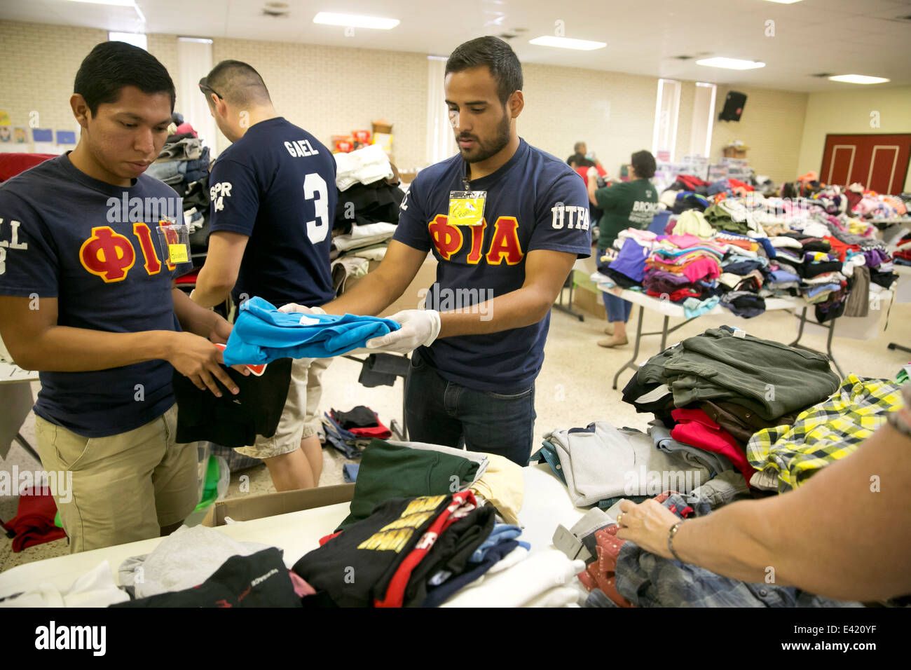 Fraternity college hi-res stock photography and images - Alamy