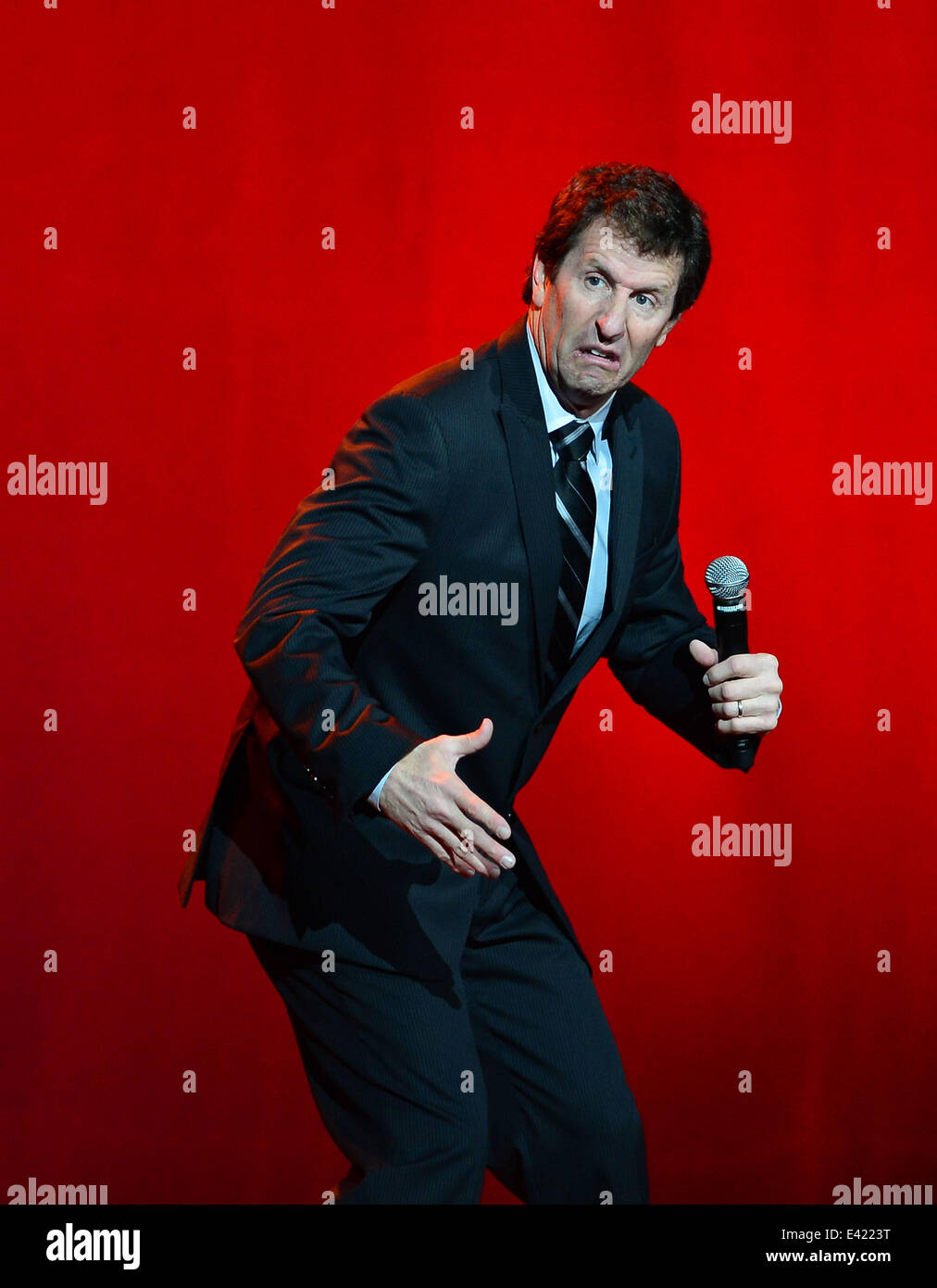 George Lopez and Brian Kellen perform at Hard Rock Live! at the ...