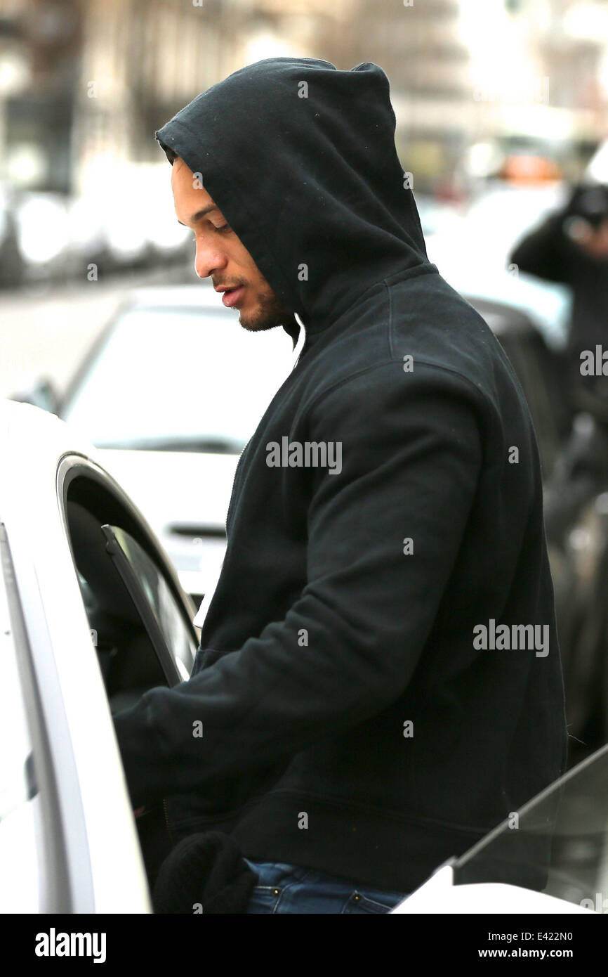 Kelly Brook leaves her home with rumored new boyfriend David McIntosh ...