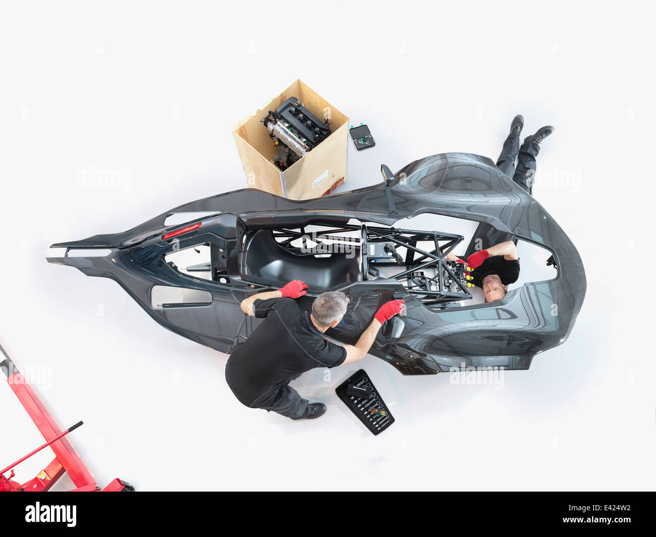 Assembling Car High Resolution Stock Photography and Images - Alamy