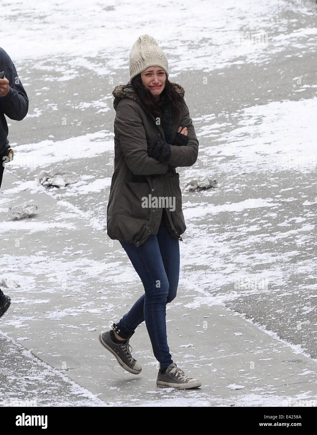 Actress emmy rossum crying on hi-res stock photography and images - Alamy