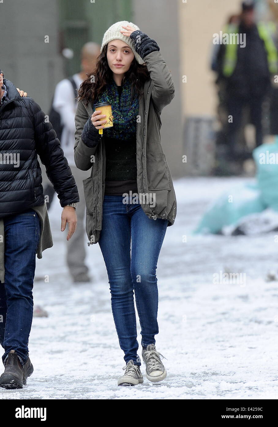 Actress emmy rossum crying on hi-res stock photography and images - Alamy