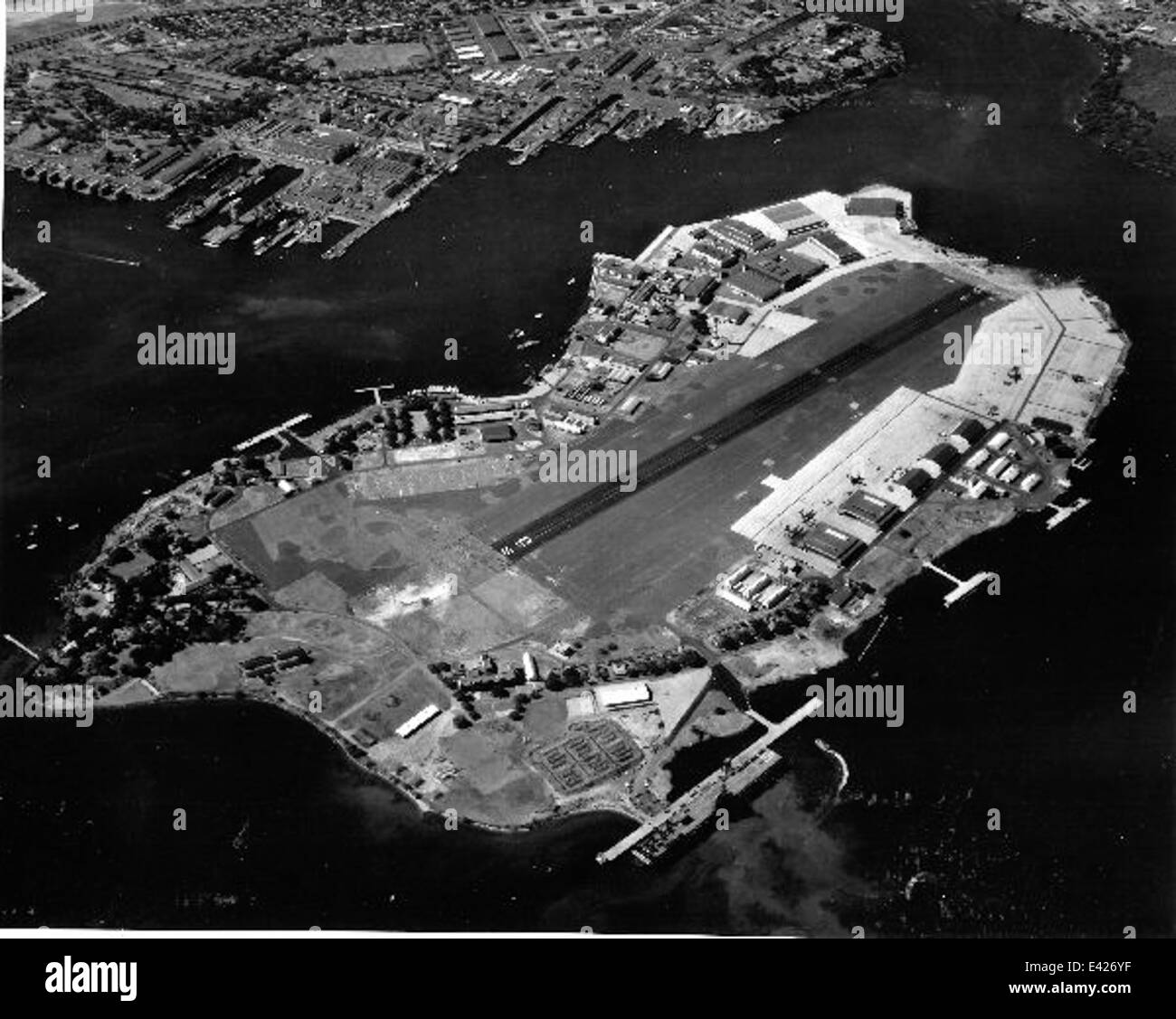 Ford island pearl harbor Black and White Stock Photos & Images - Alamy