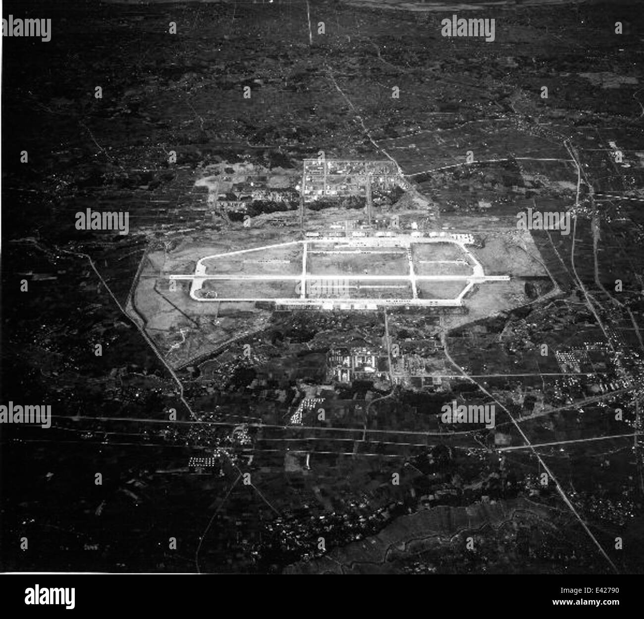 Atsugi Black and White Stock Photos & Images - Alamy