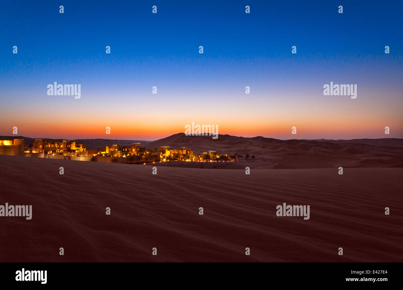 Rub al-Khali desert, empty quarter, Liwa desert, Qasr Al Sarab Desert ...