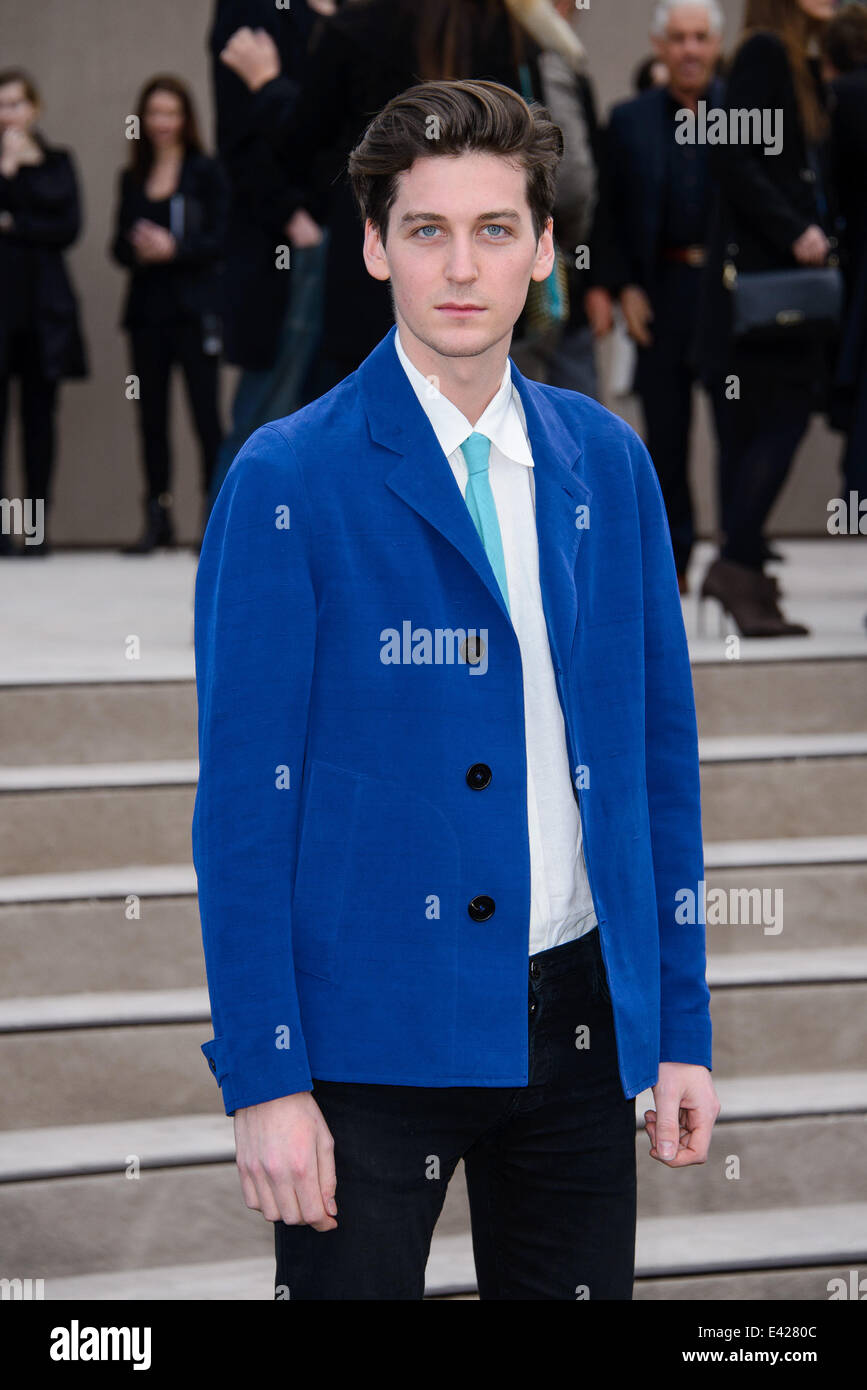 London Collections: Men AW14 - Burberry Prorsum - Arrivals Featuring ...