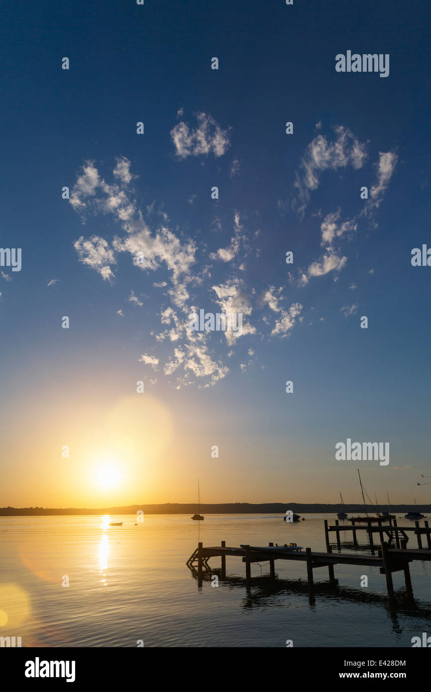 Heart shaped love cloud clouds hi-res stock photography and images - Alamy