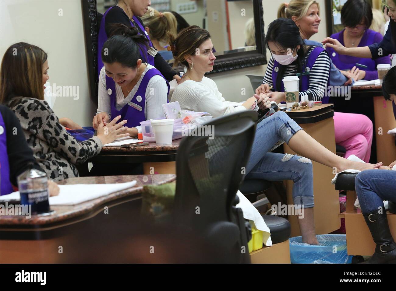 Rhea Durham gets Me Time at Beverly Hills Nail Salon Featuring: Rhea ...