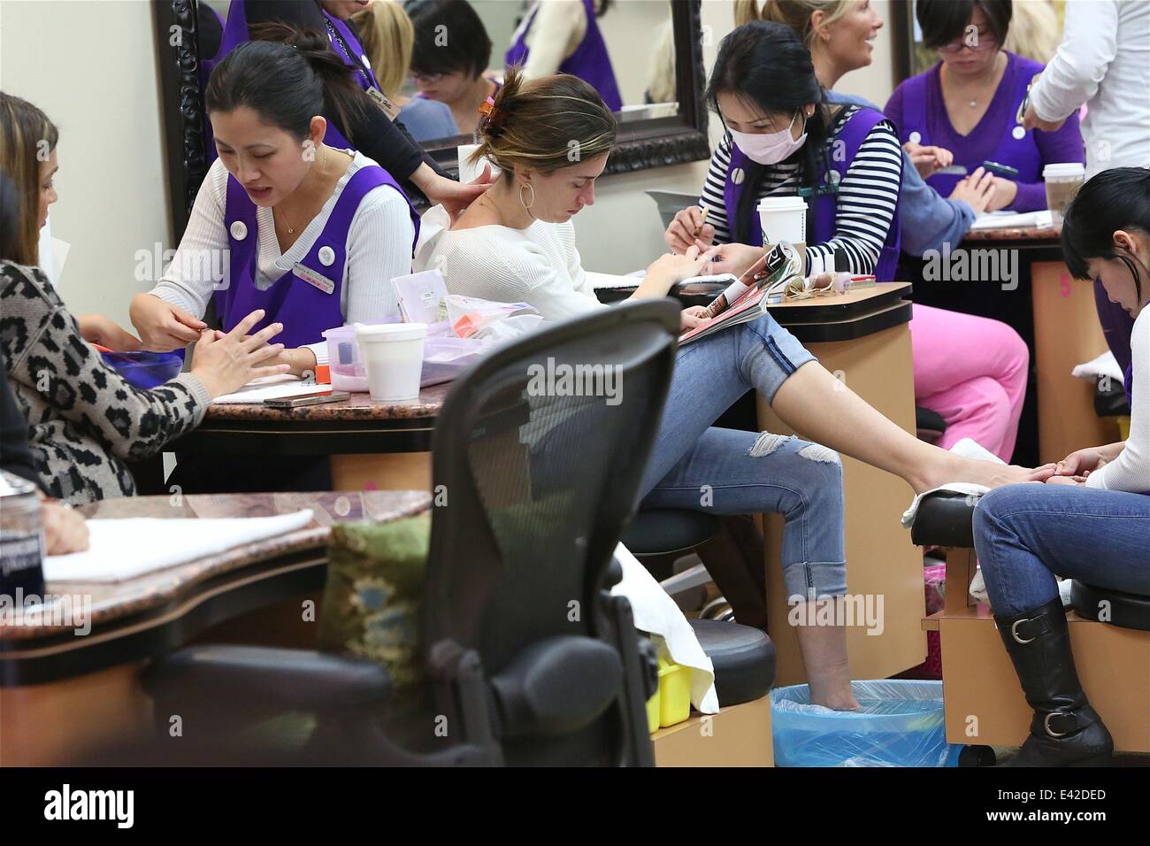 Rhea Durham gets Me Time at Beverly Hills Nail Salon Featuring: Rhea ...