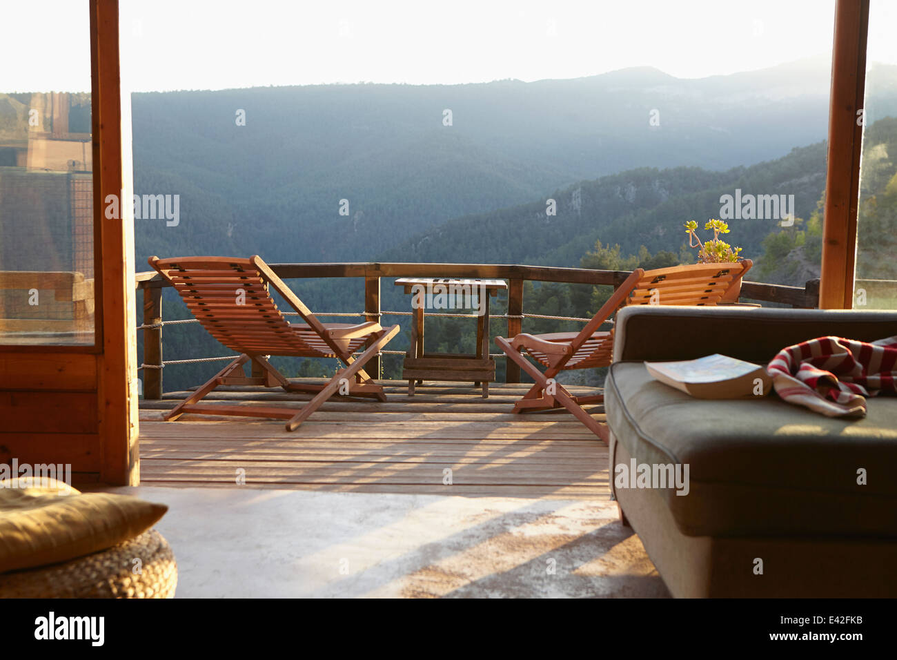 Light sitting room hi-res stock photography and images - Alamy