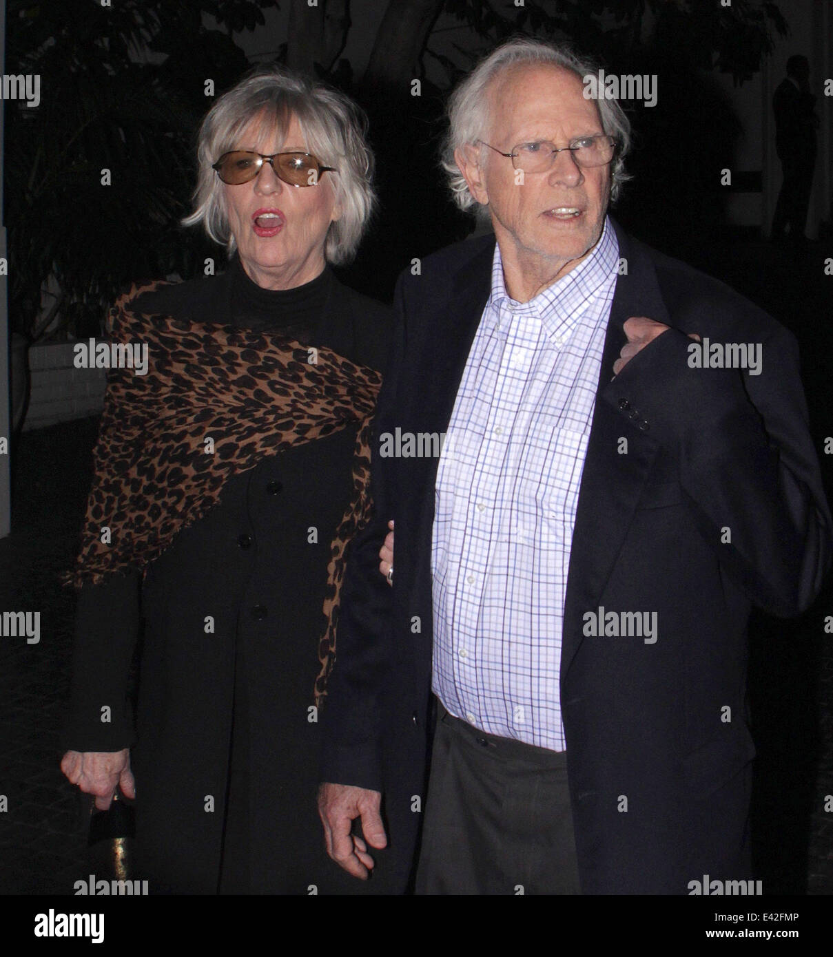 Bruce dern and andrea beckett hi-res stock photography and images - Alamy