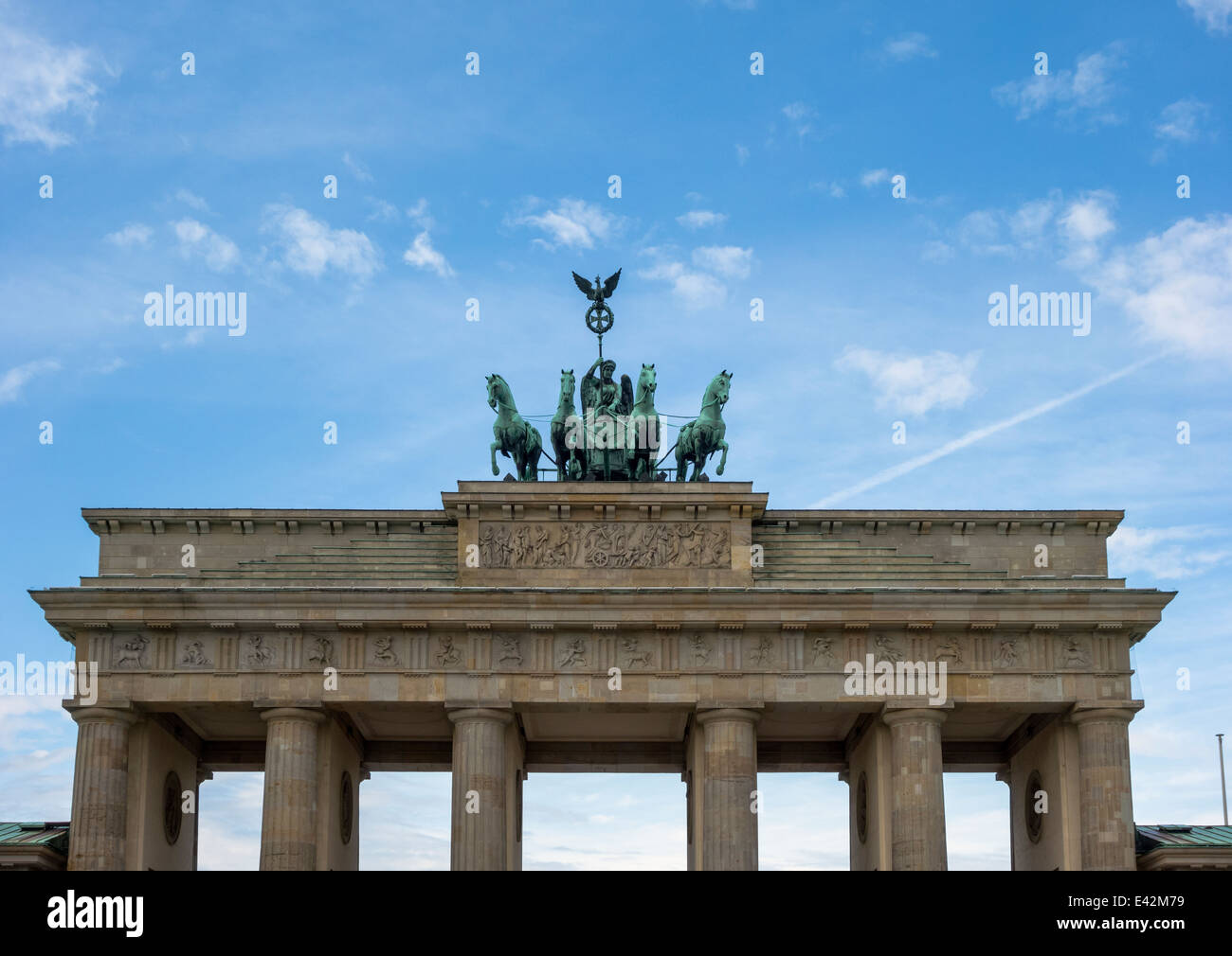 Berlin freedom statue hi-res stock photography and images - Alamy