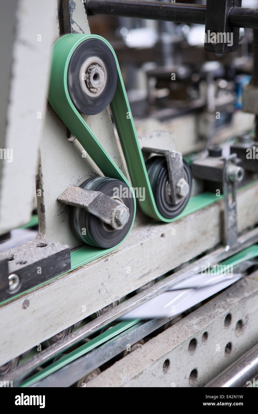 Paper factory cardboard hi-res stock photography and images - Alamy