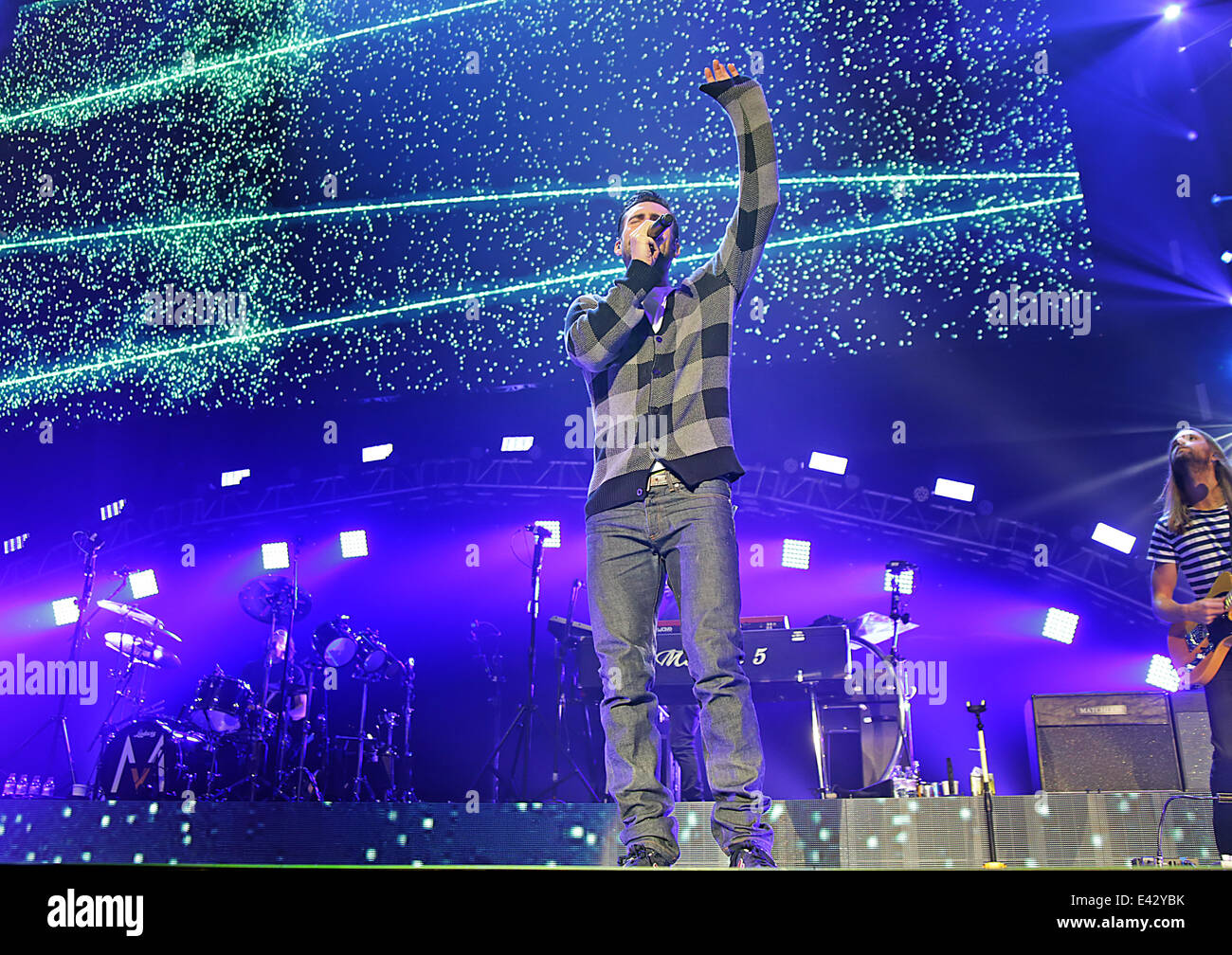 Maroon 5 performing live on stage at Manchester Phones4U Arena ...