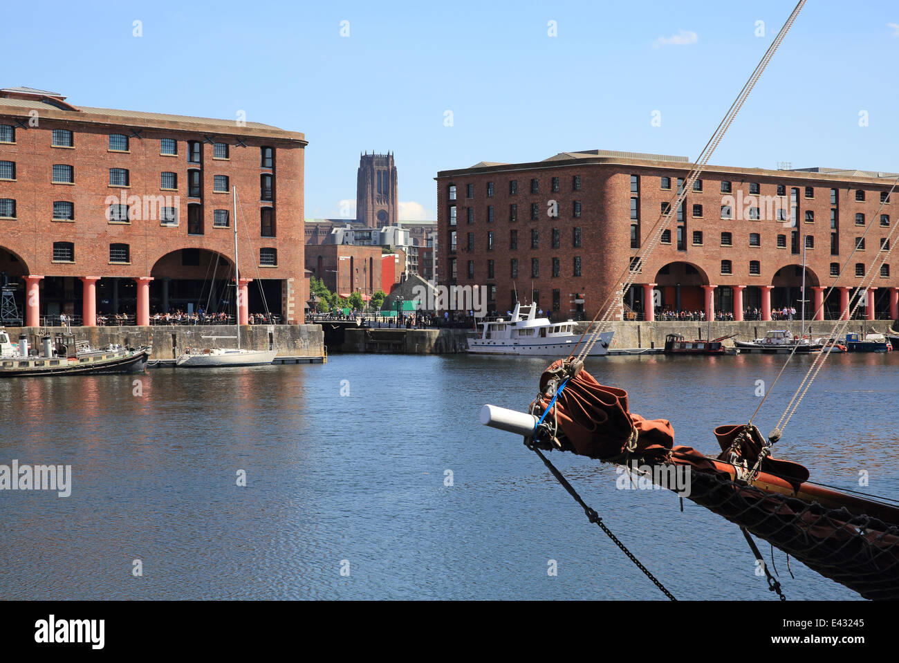 Albert Dock, part of Liverpool's world famous maritime heritage ...