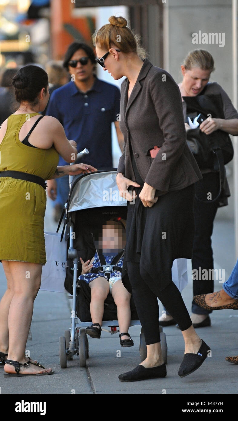 Uma Thurman With Her Daughter Luna Goes Shopping In Venice Featuring