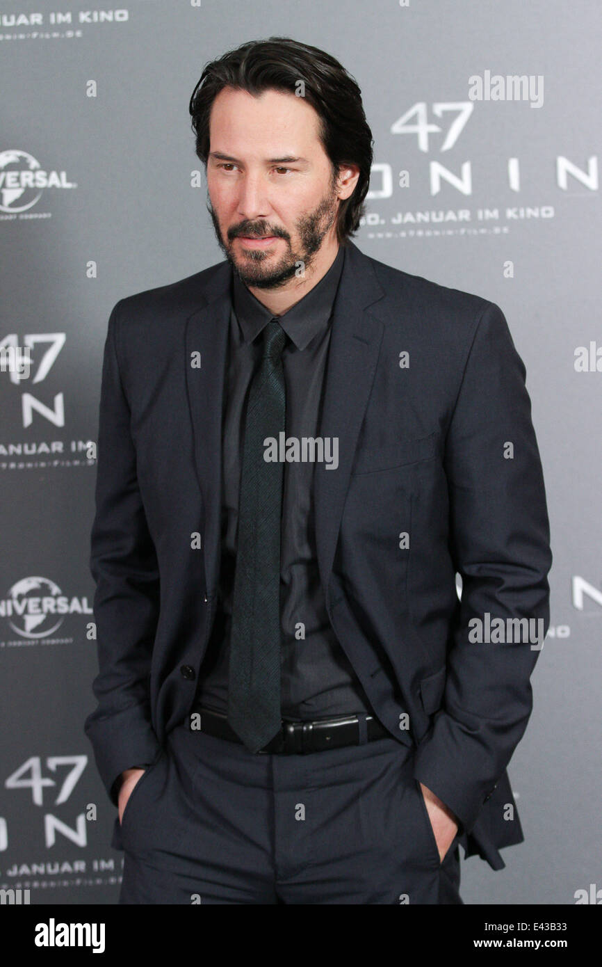 Keanu Reeves promoting his new movie 'Ronin' at Hotel Bayerischer Hof ...