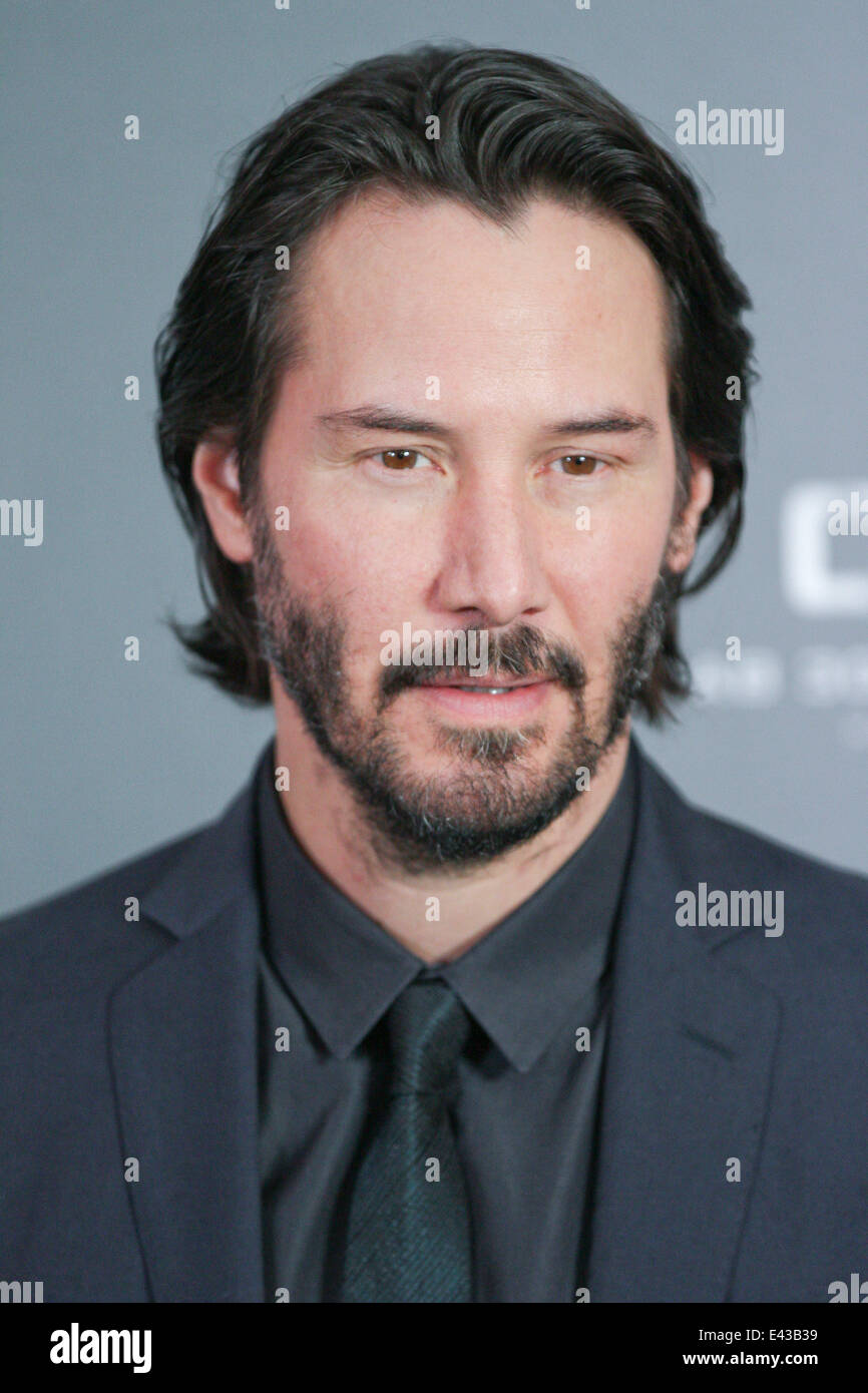 Keanu Reeves promoting his new movie 'Ronin' at Hotel Bayerischer Hof ...