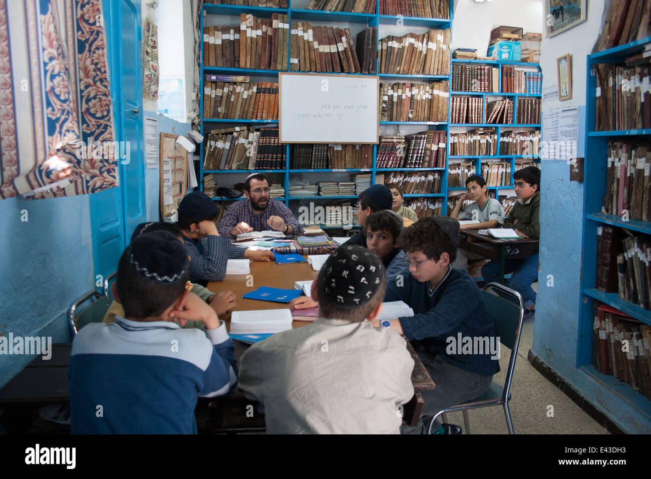 Jewish faiths school hi-res stock photography and images - Alamy
