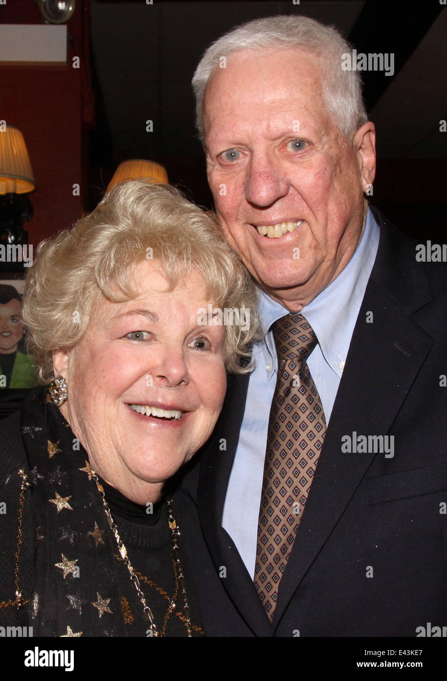 Mary hartman hi-res stock photography and images - Alamy