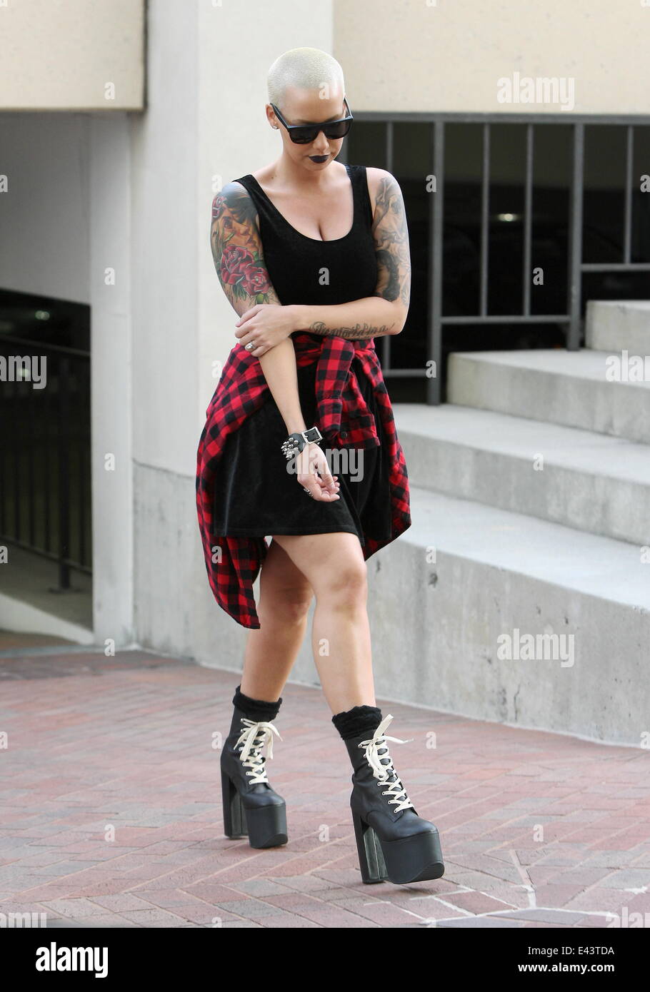 Amber Rose out shopping at Neiman Marcus in Beverly Hills wearing a ...