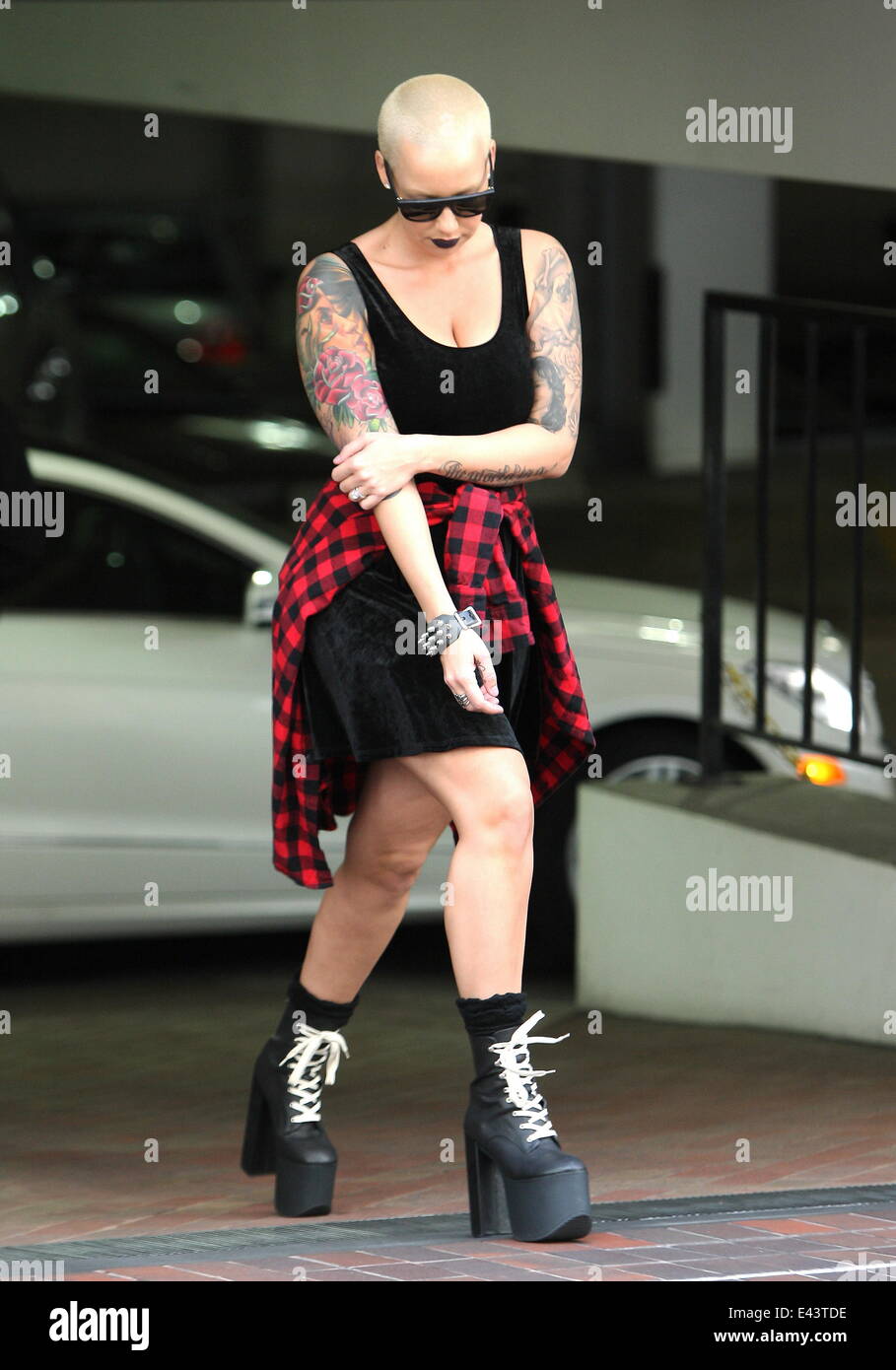 Amber Rose out shopping at Neiman Marcus in Beverly Hills wearing a ...