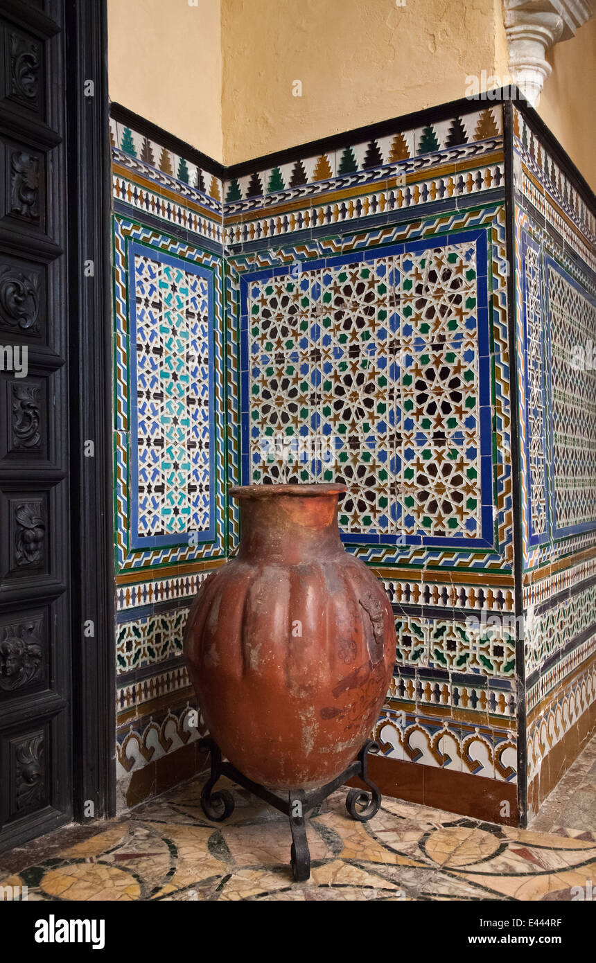 Courtyard detail, Palace of the Countess of Lebrija Stock Photo - Alamy