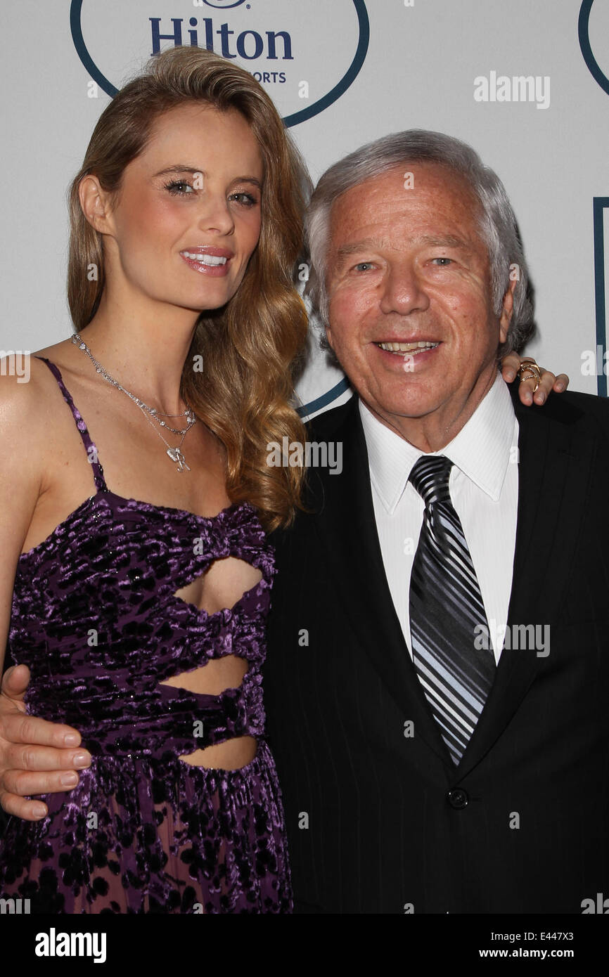 2014 Pre-Grammy Gala & Grammy Salute to Industry Icons - Clive Davis at ...