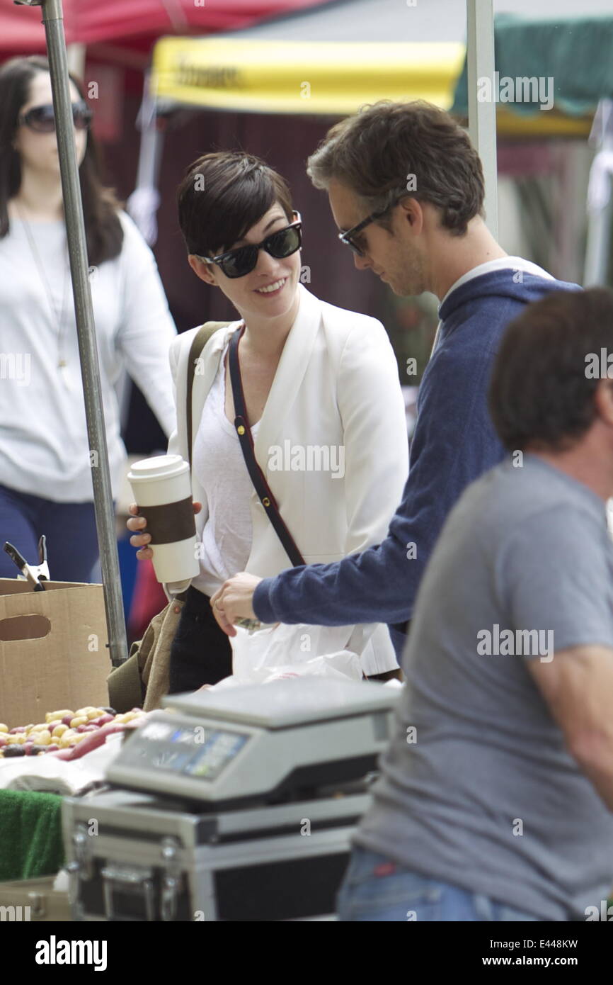Celebrities visit the Beverly Hills Farmers Market Featuring: Anne ...