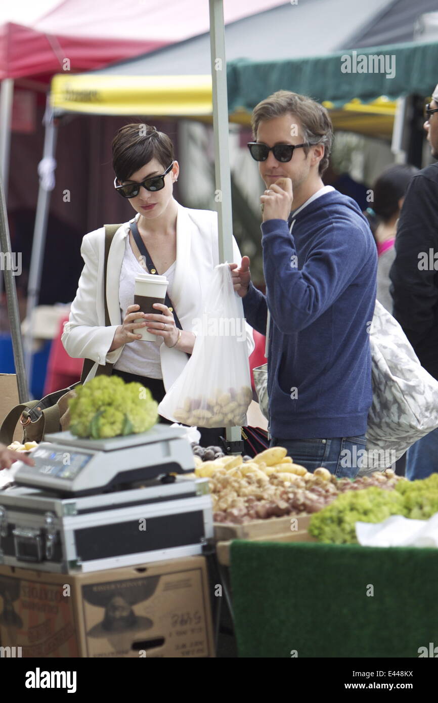 Celebrities visit the Beverly Hills Farmers Market Featuring: Anne ...