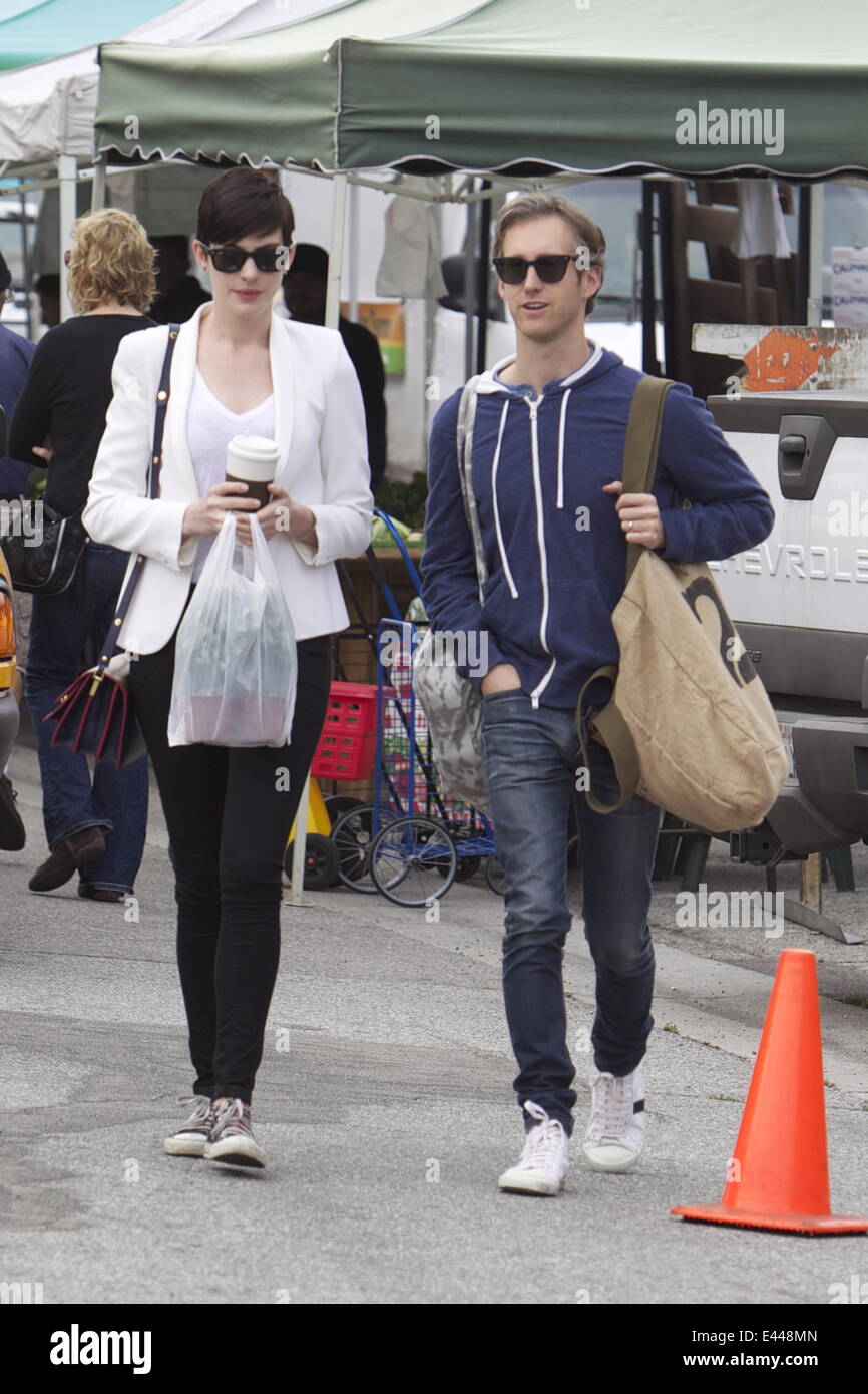 Celebrities visit the Beverly Hills Farmers Market Featuring: Anne ...