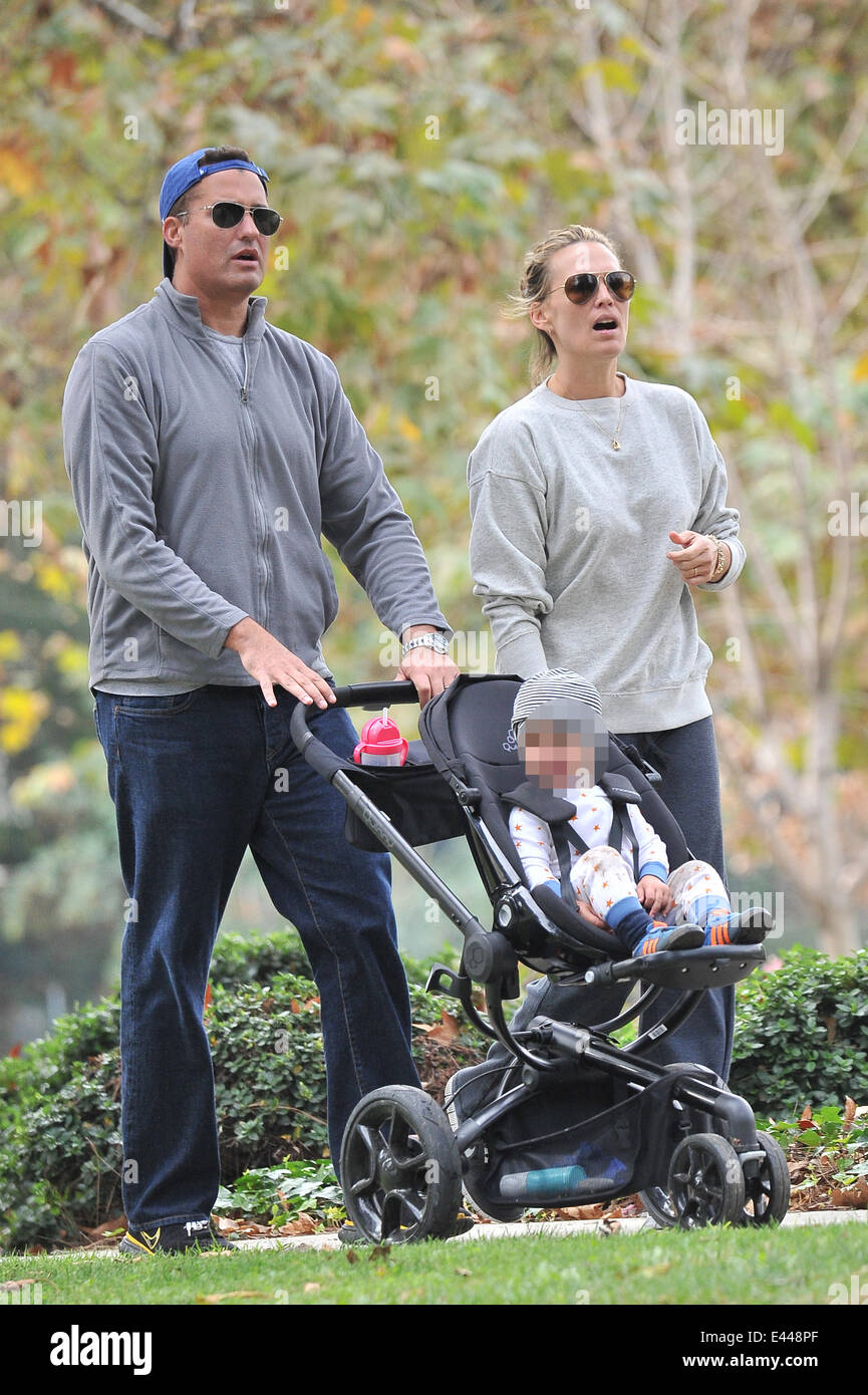 Molly Sims and husband Scott Stuber out with their son, Brooks in West ...