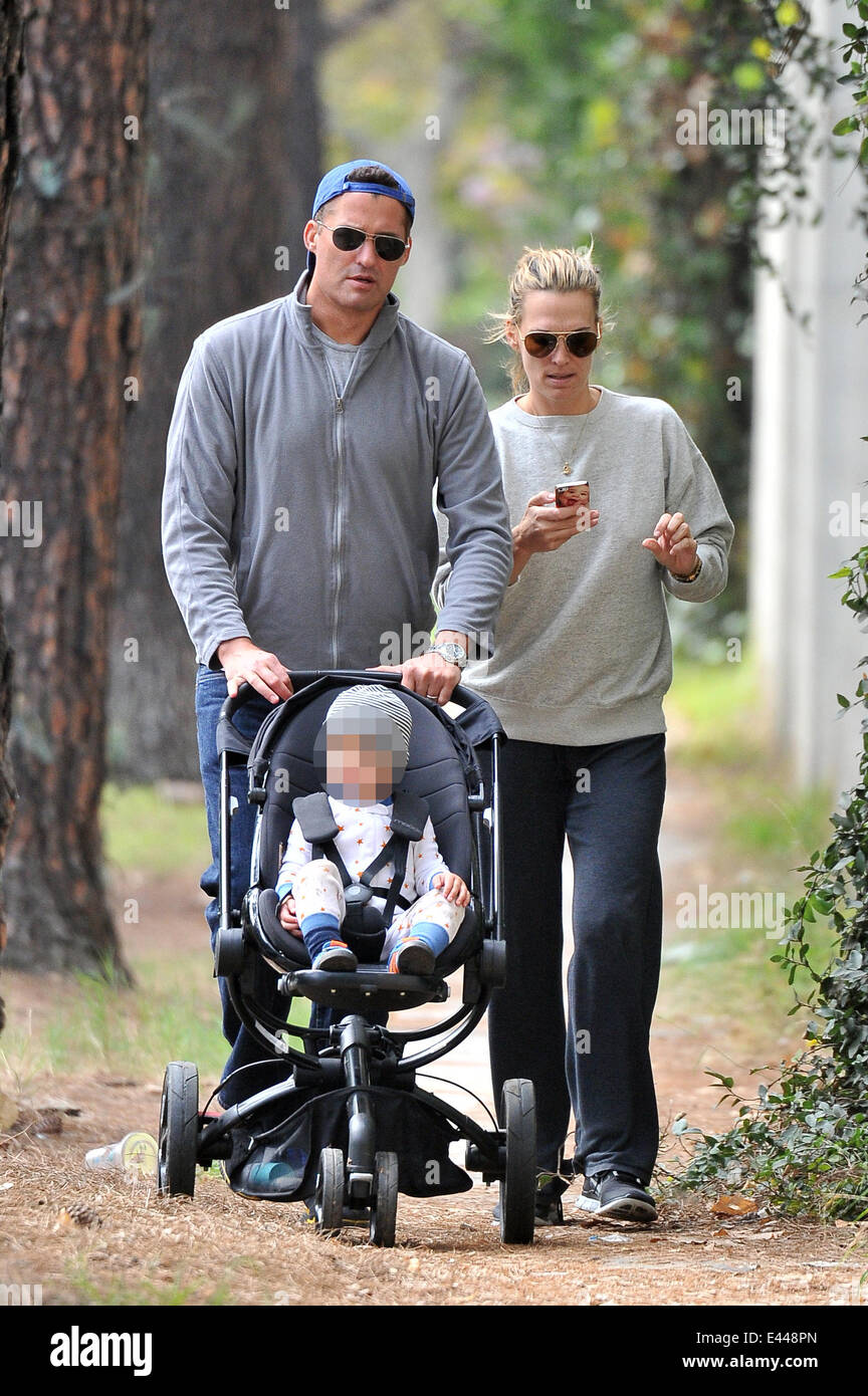 Molly Sims and husband Scott Stuber out with their son, Brooks in West ...