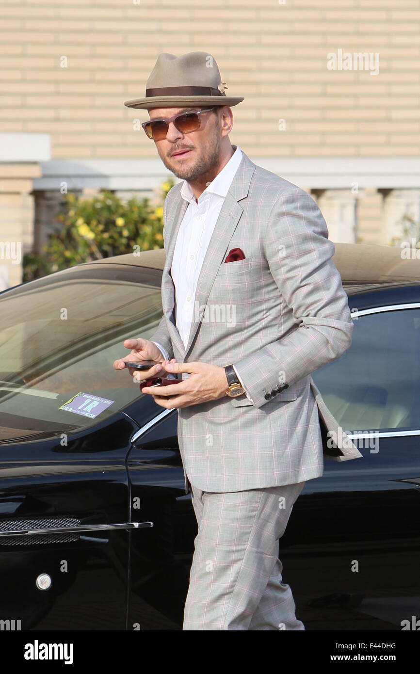 Matt Goss and Robin Antin seen shopping together at Barneys of New York ...