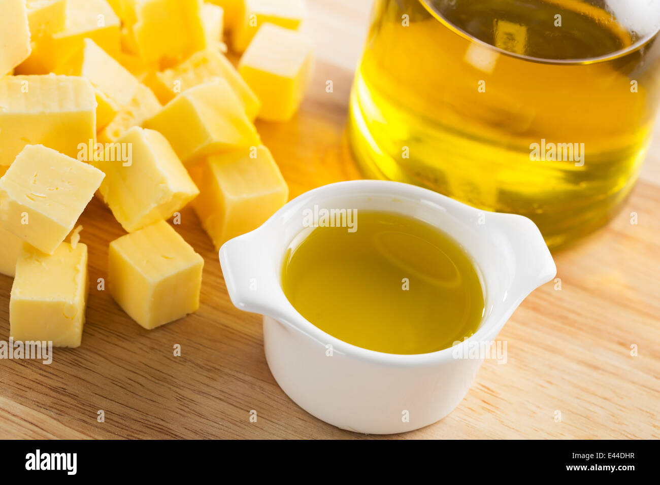 Olive oil small bottle hi-res stock photography and images - Alamy