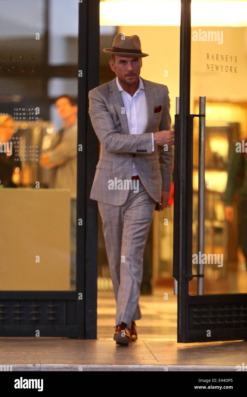 Matt Goss and Robin Antin seen shopping together at Barneys of New York ...