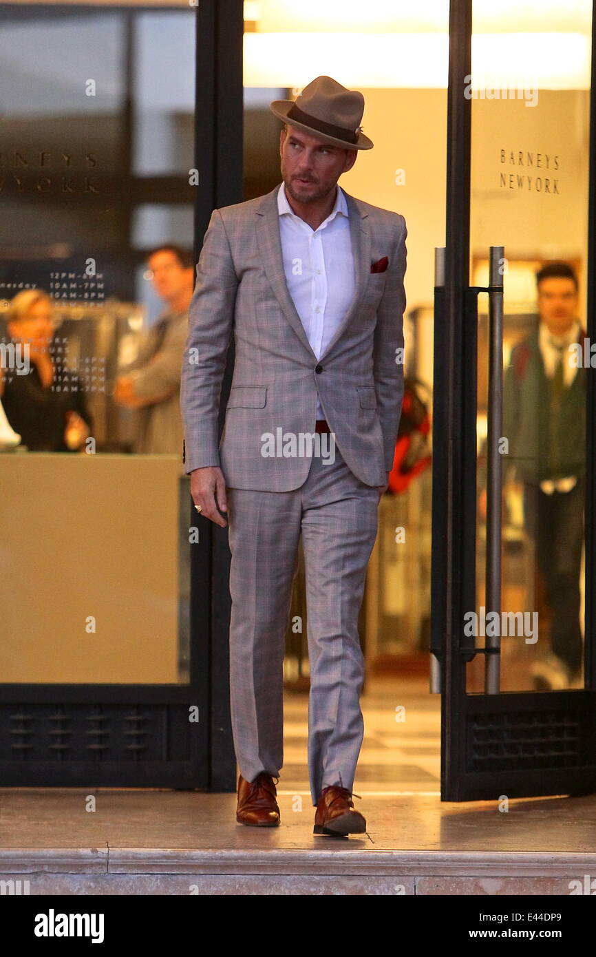 Matt Goss and Robin Antin seen shopping together at Barneys of New York ...