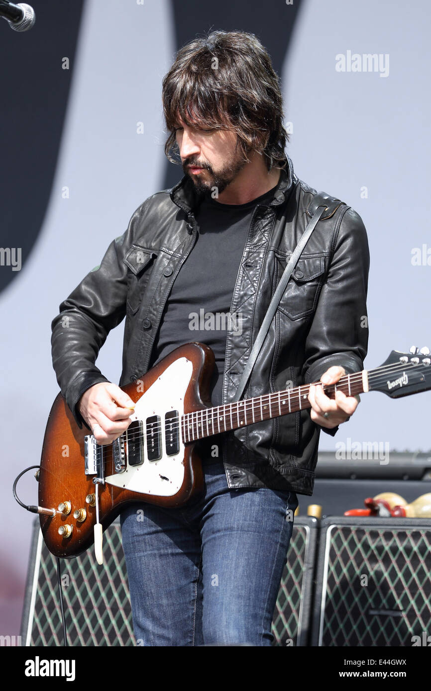 Gem archer hi-res stock photography and images - Alamy