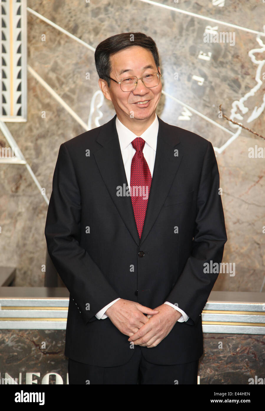 Ambassador Sun Guoxiang lights the Empire State Building Red and Gold ...