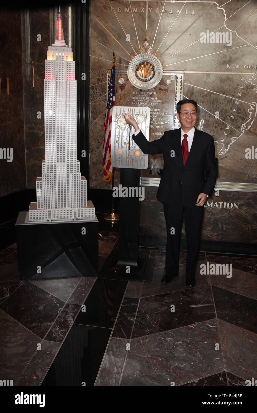 Chinese consul general in hi-res stock photography and images - Alamy