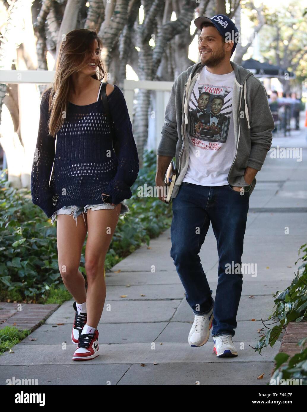 Jerry Ferrara and his girlfriend, Breanne Racano have lunch at Alfred's ...