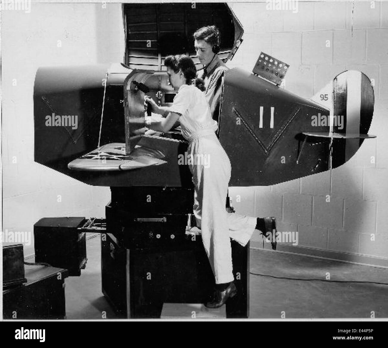 Link trainer hi-res stock photography and images - Alamy