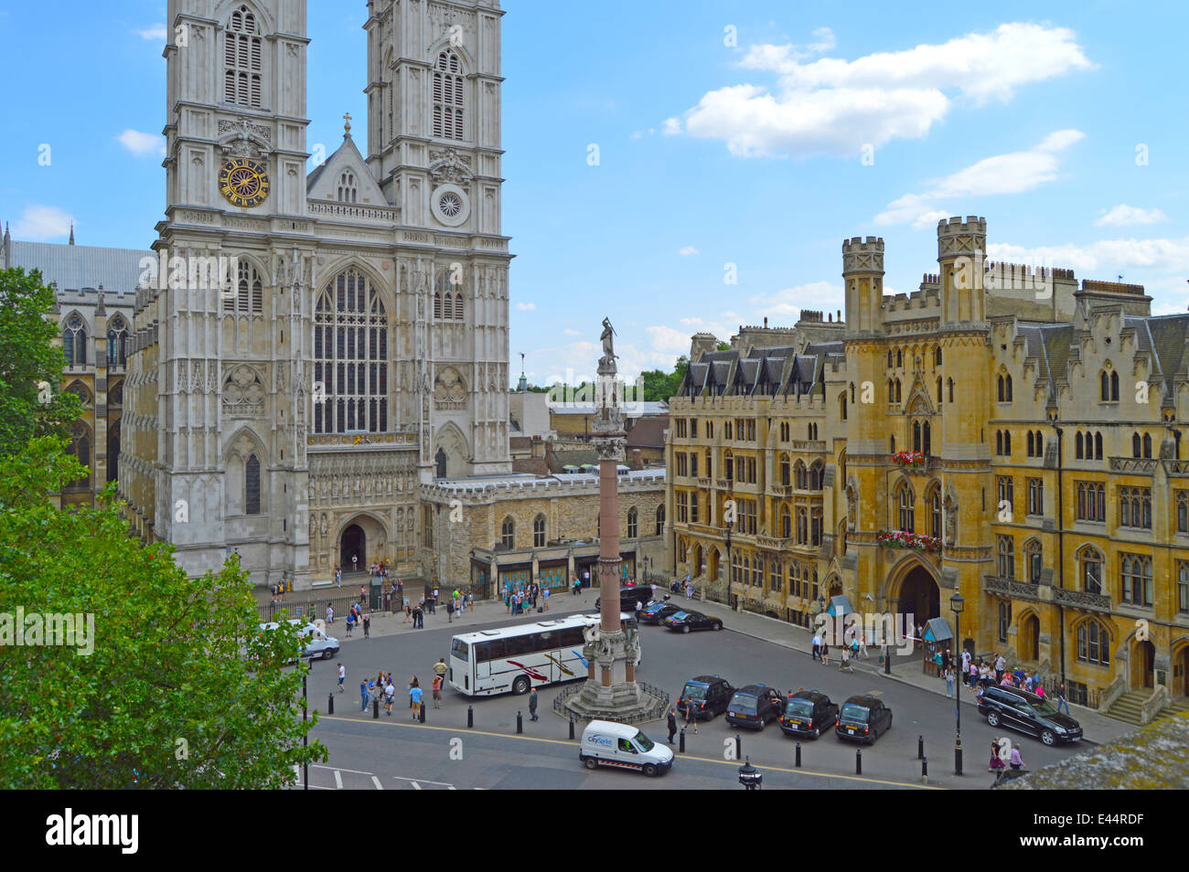 Iconic westminster abbey hi-res stock photography and images - Alamy